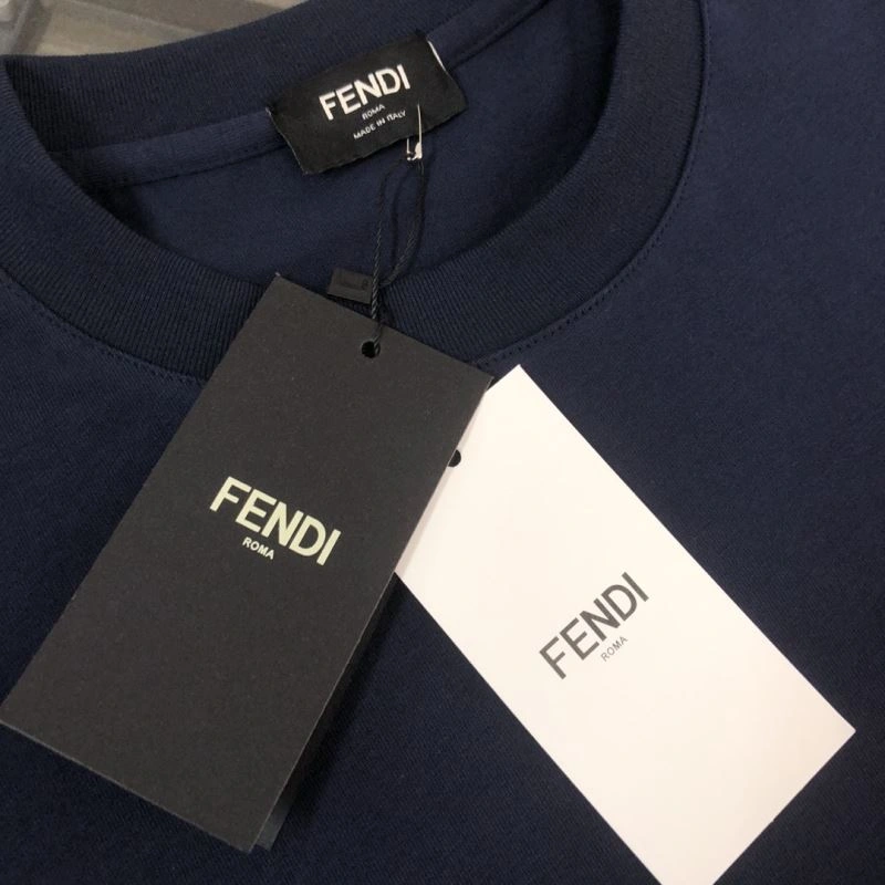 Accurate model Fendi T-Shirts