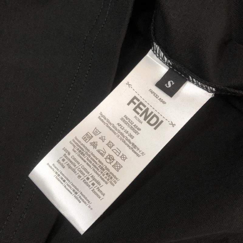 Top mirror Fendi T-Shirts