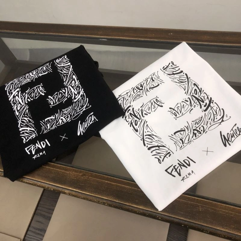 Top mirror Fendi T-Shirts