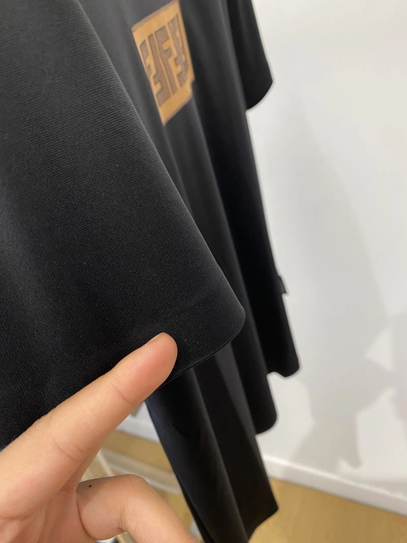 Bargain Fendi T-Shirts
