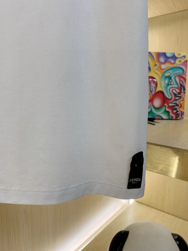 Factory-made Fendi T-Shirts