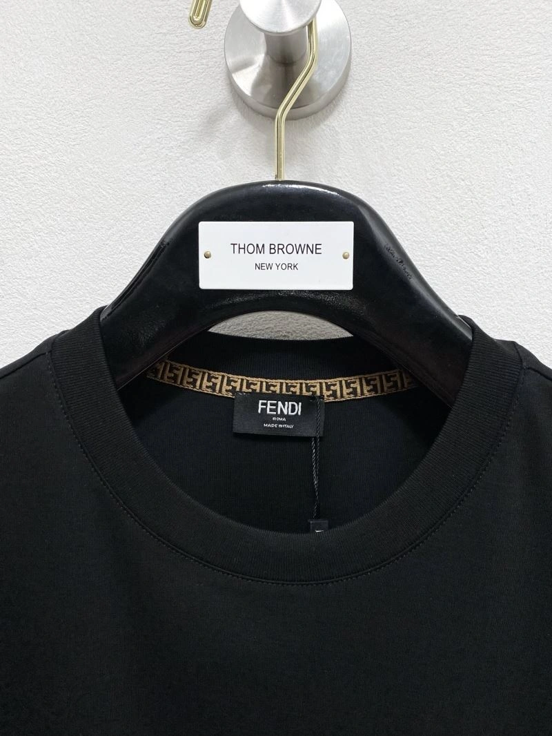 Low-cost Fendi T-Shirts
