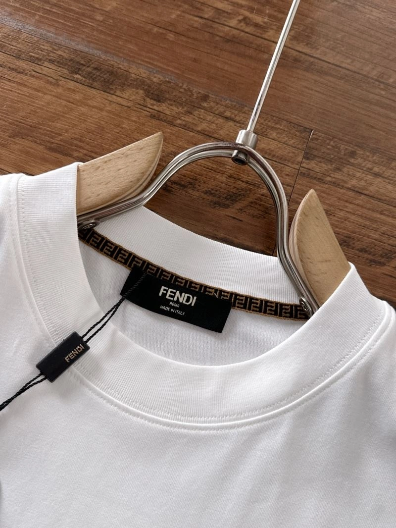 Accurate model Fendi T-Shirts