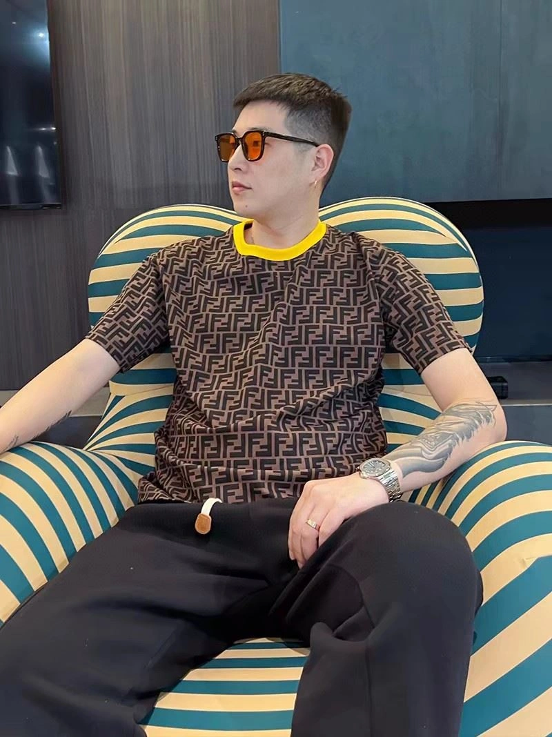 Top mirror Fendi T-Shirts