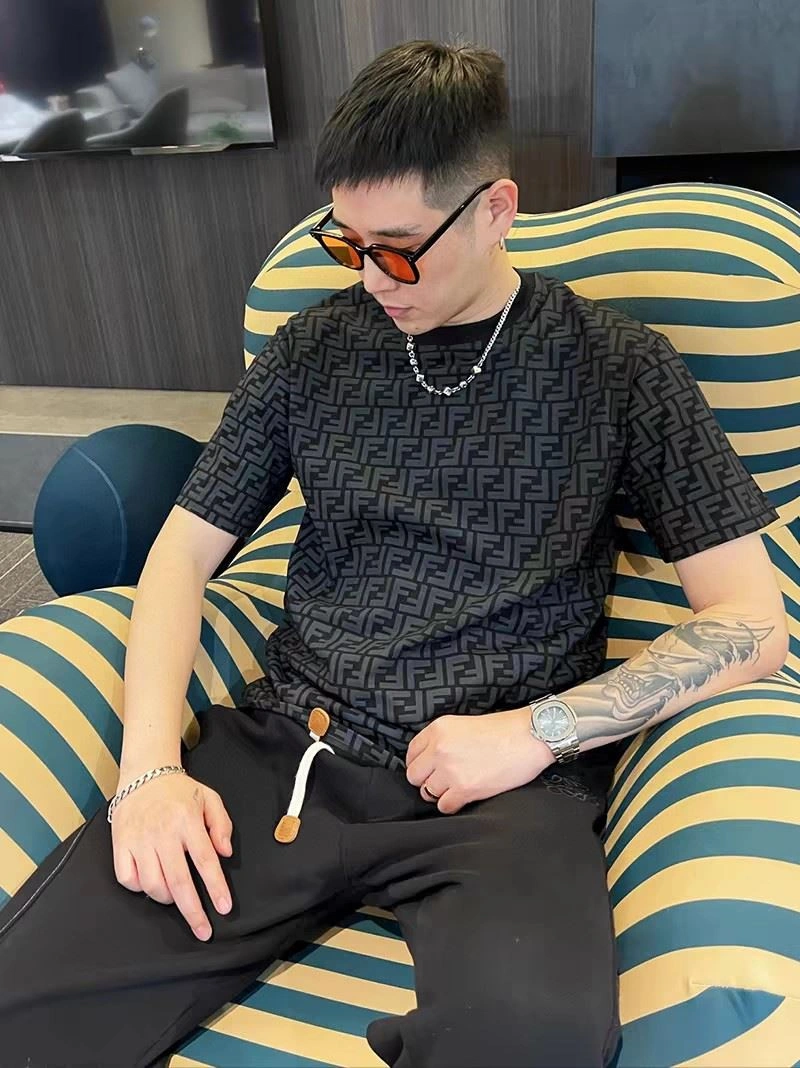 Top mirror Fendi T-Shirts