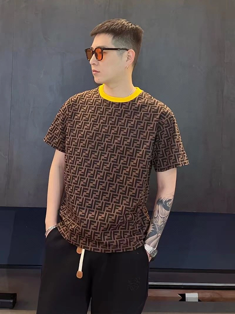 Top mirror Fendi T-Shirts