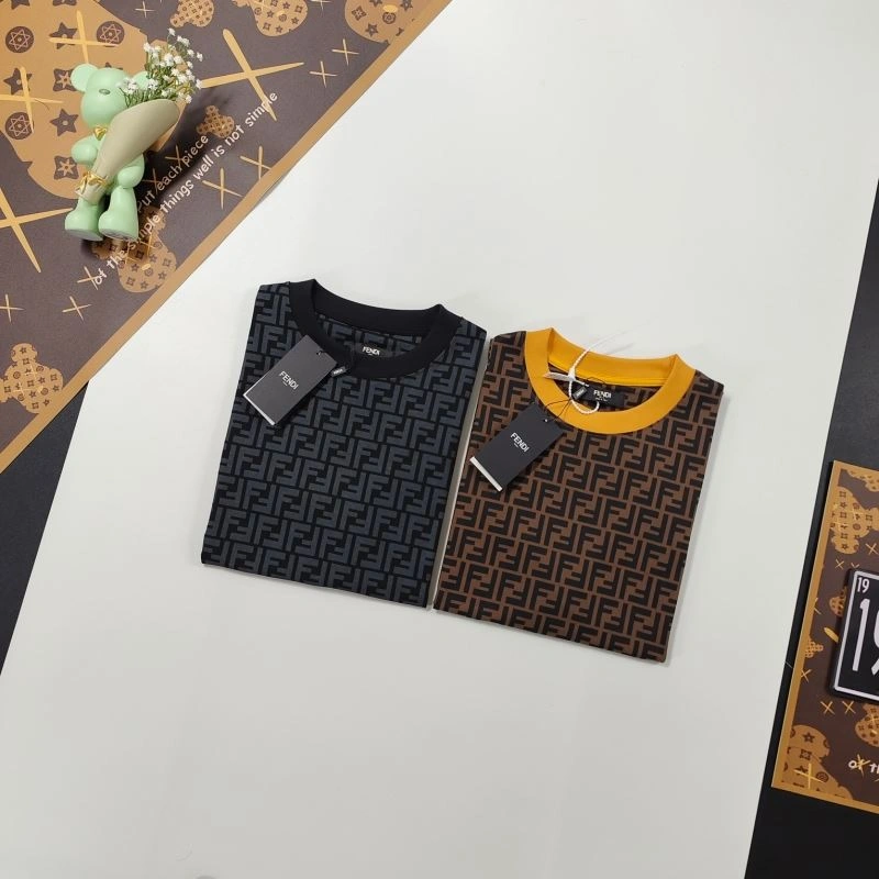 Top mirror Fendi T-Shirts