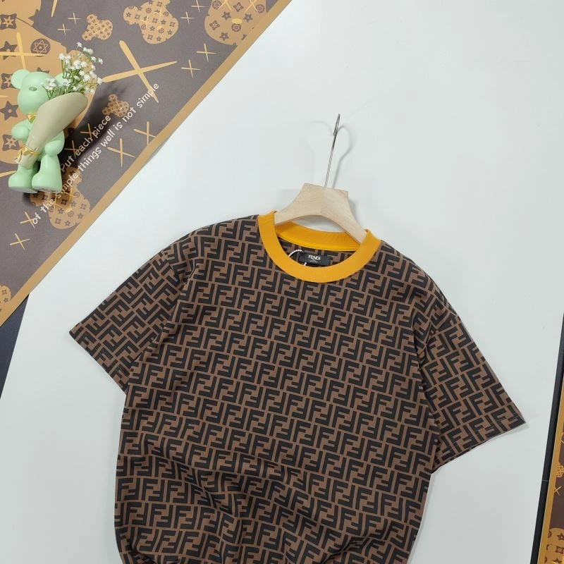 Top mirror Fendi T-Shirts