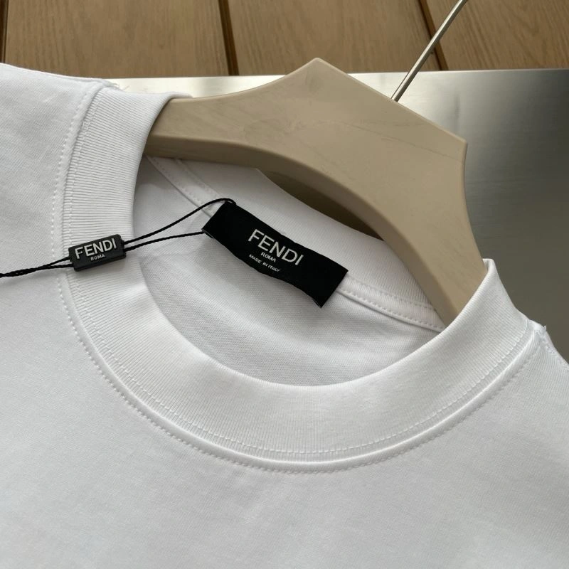 Factory-made Fendi T-Shirts