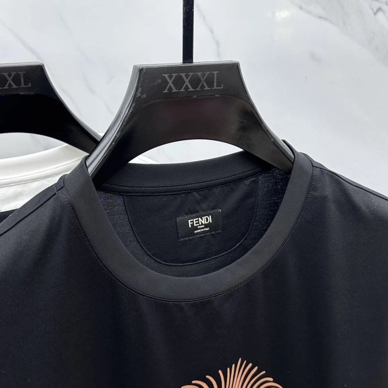 Bargain Fendi T-Shirts