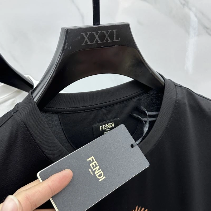 Bargain Fendi T-Shirts