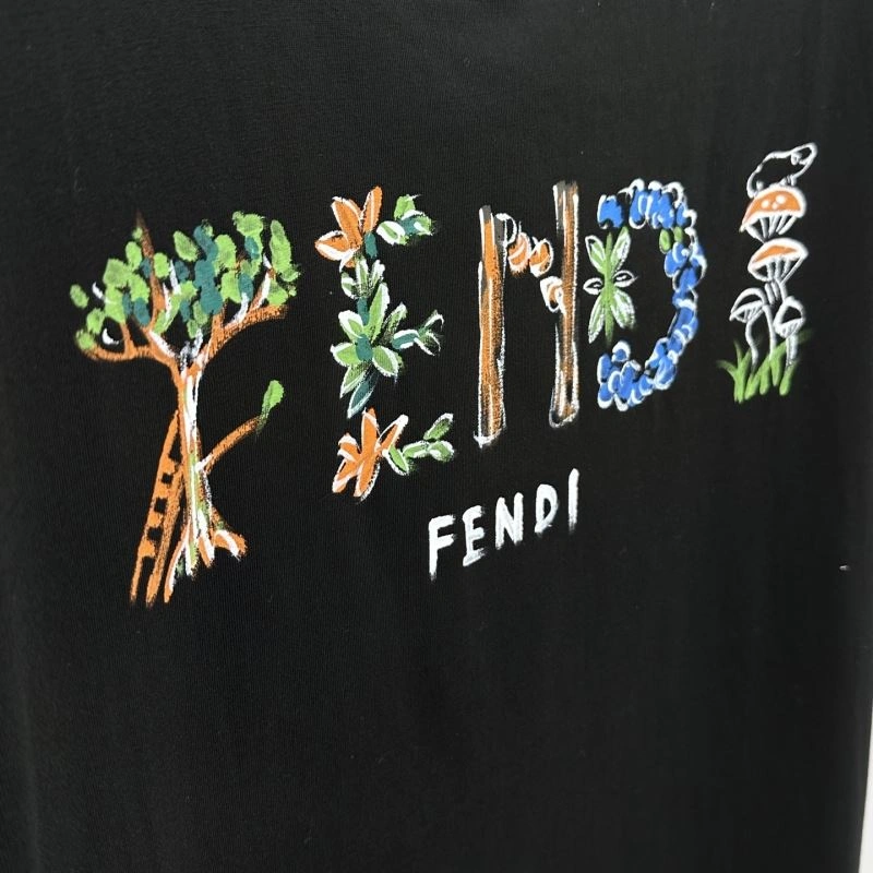 Bargain Fendi T-Shirts
