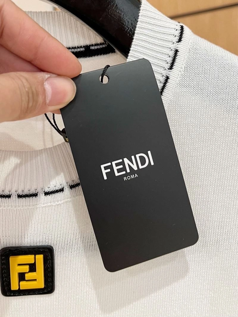 Economical Fendi T-Shirts