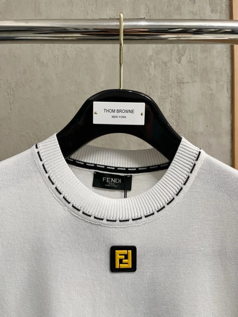 Bargain Fendi T-Shirts
