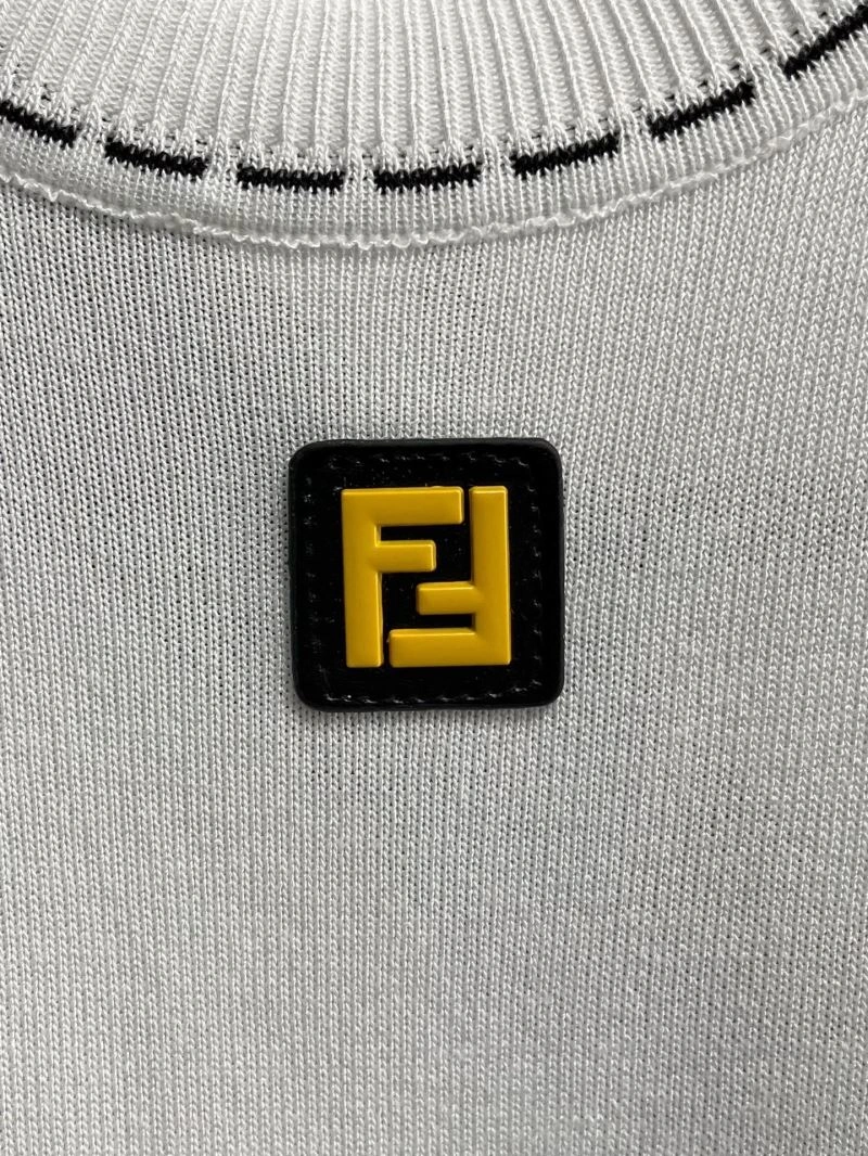 Bargain Fendi T-Shirts