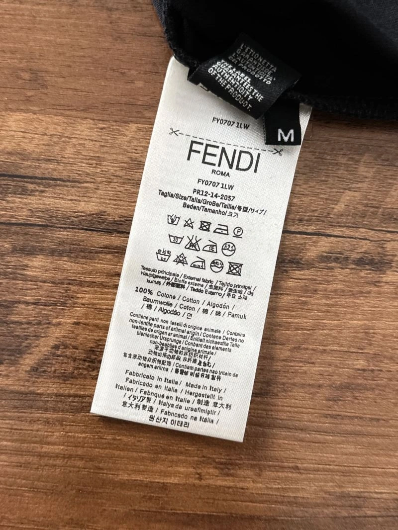 Low-cost Fendi T-Shirts