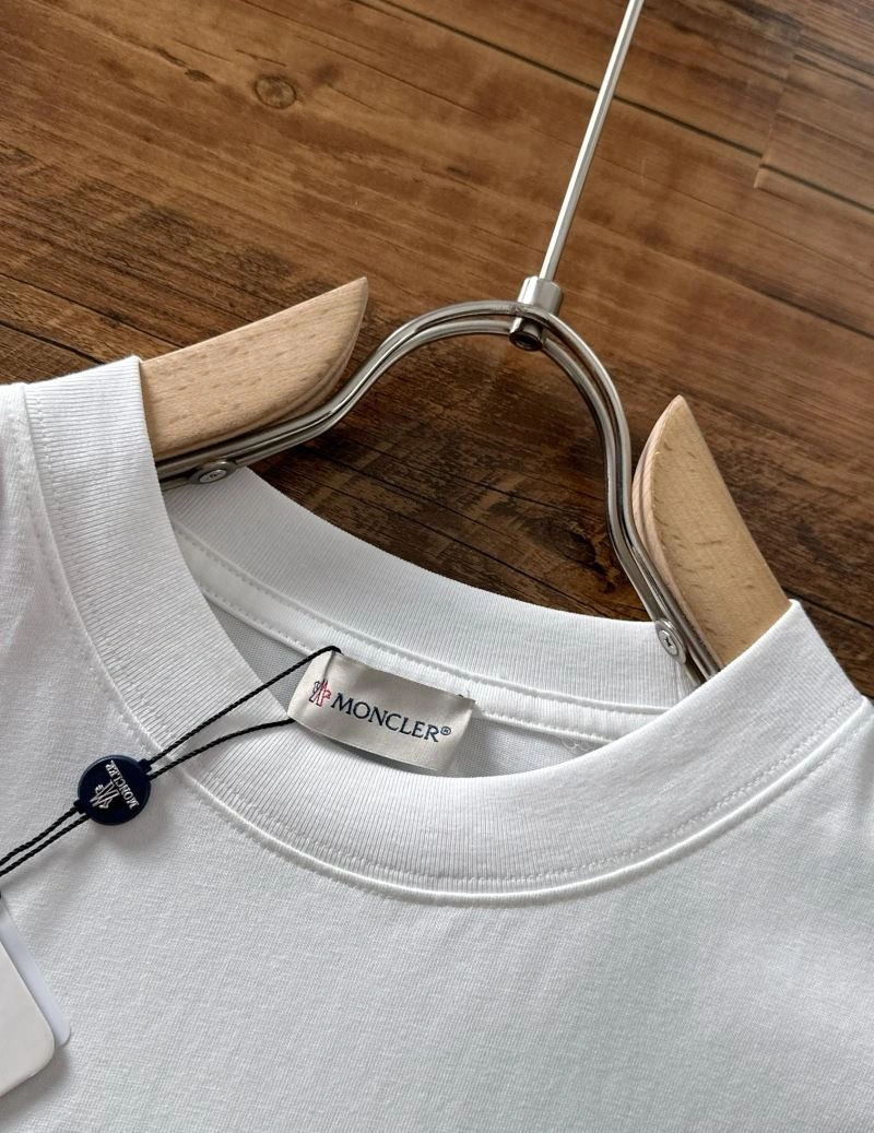 Precise copy Fendi T-Shirts