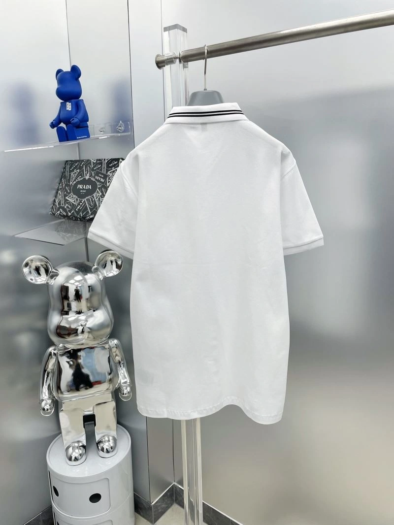 Top match Fendi T-Shirts