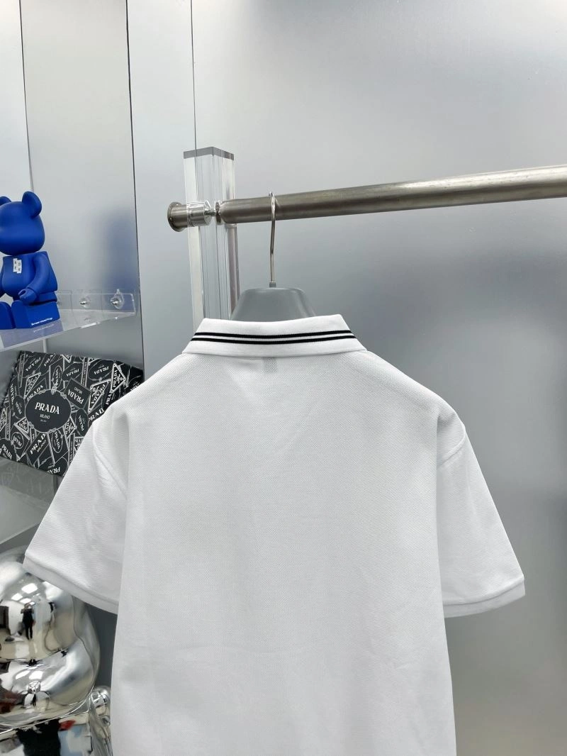 Top match Fendi T-Shirts