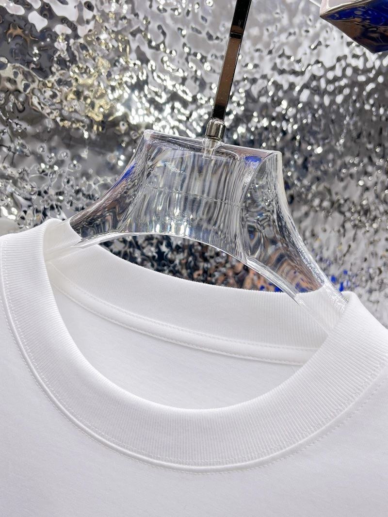 Top match Fendi T-Shirts