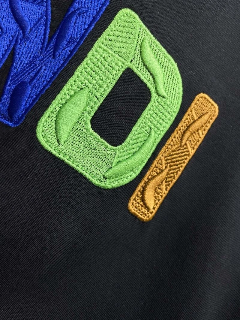 Factory-made Fendi T-Shirts