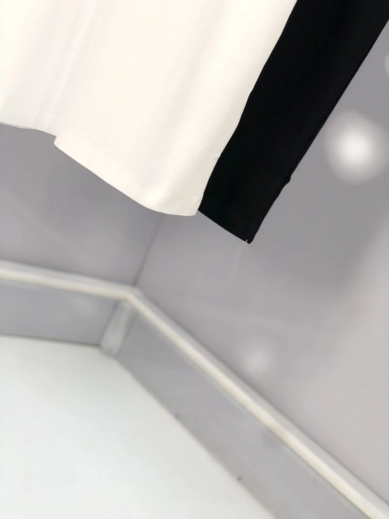 Top match Fendi T-Shirts