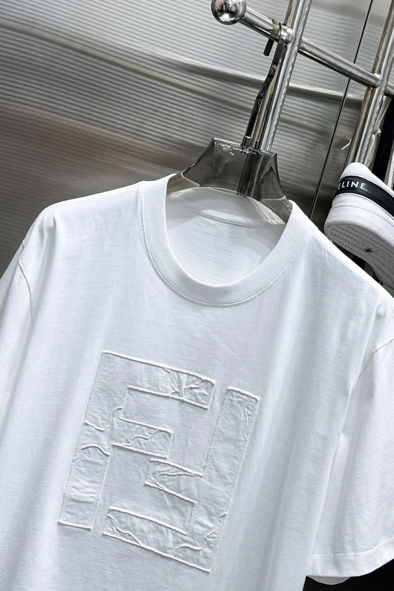 Bargain Fendi T-Shirts