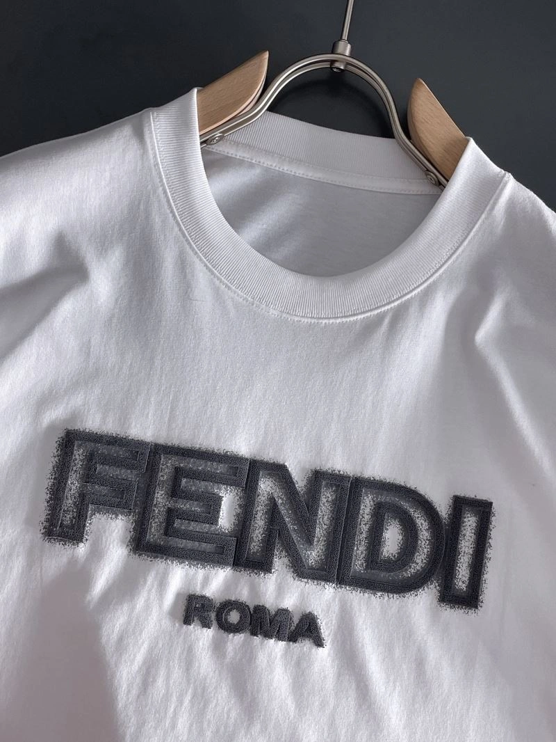 Low-cost Fendi T-Shirts