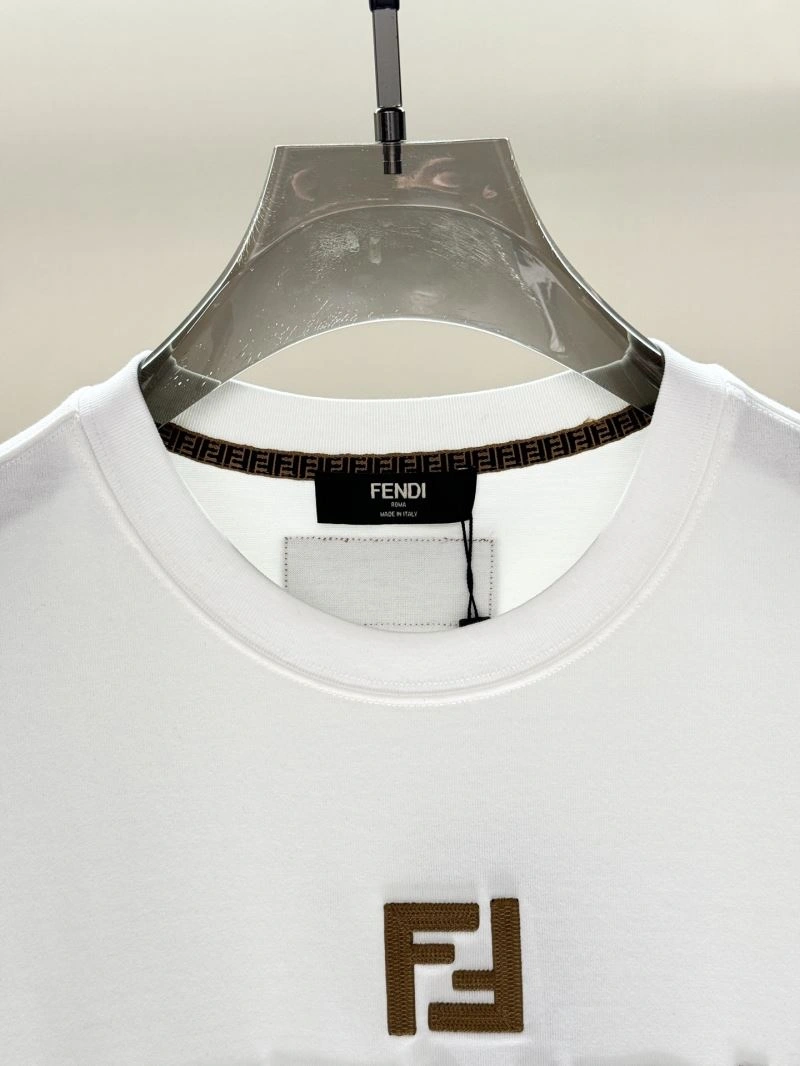 Factory-made Fendi T-Shirts