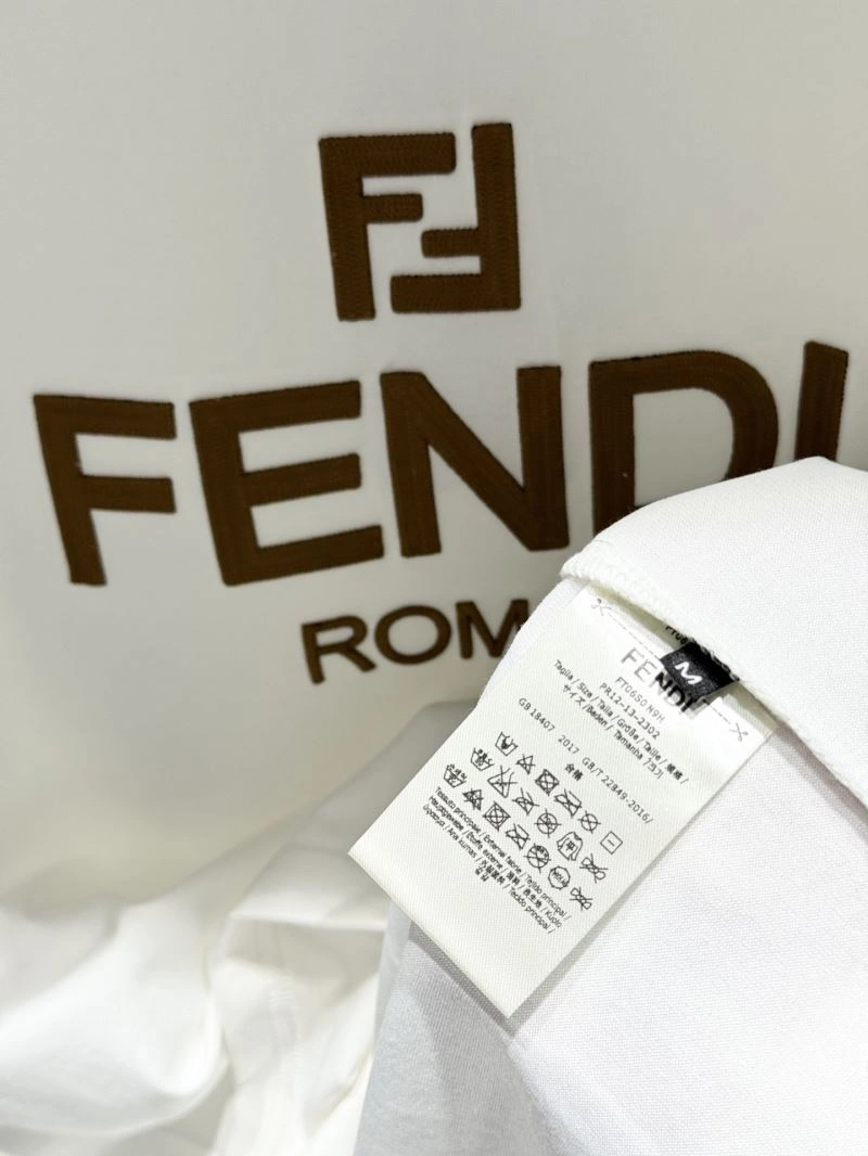 Factory-made Fendi T-Shirts