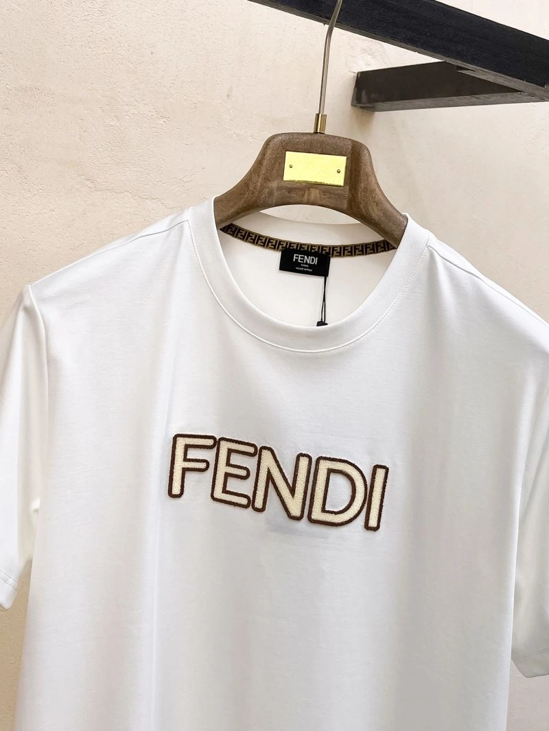 Low-cost Fendi T-Shirts