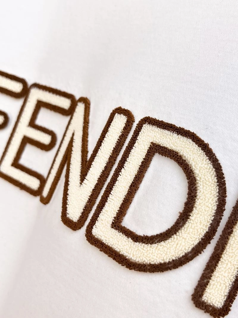 Low-cost Fendi T-Shirts