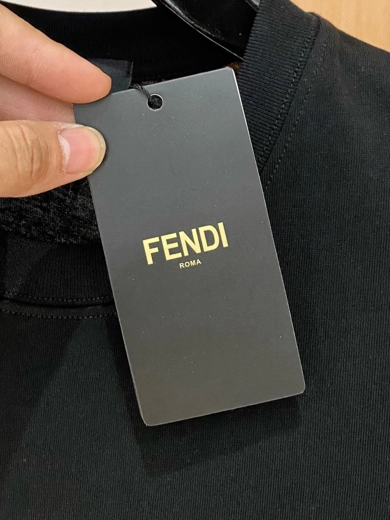 Bargain Fendi T-Shirts