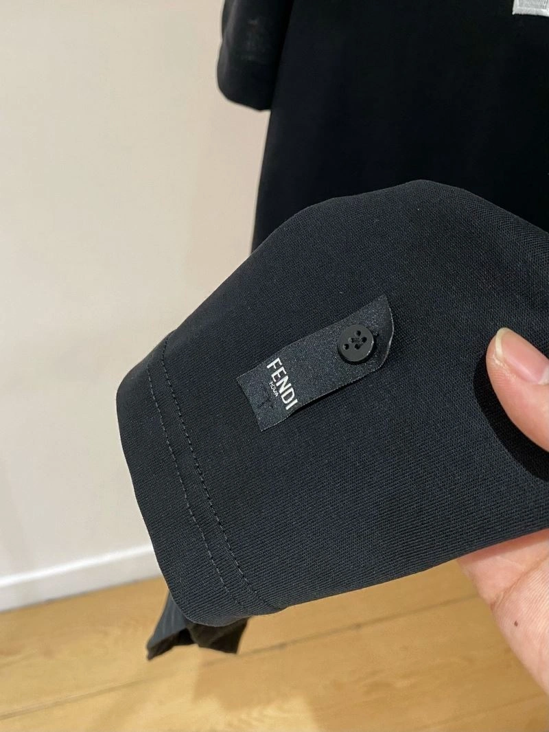 Bargain Fendi T-Shirts