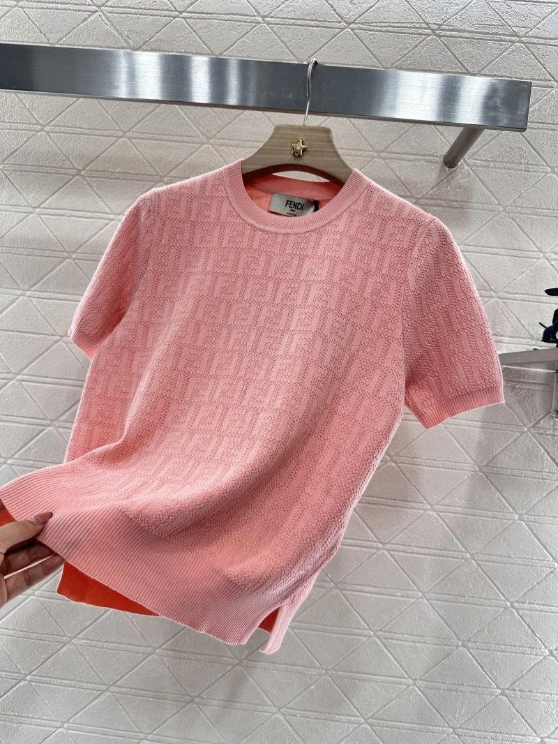 Top match Fendi T-Shirts