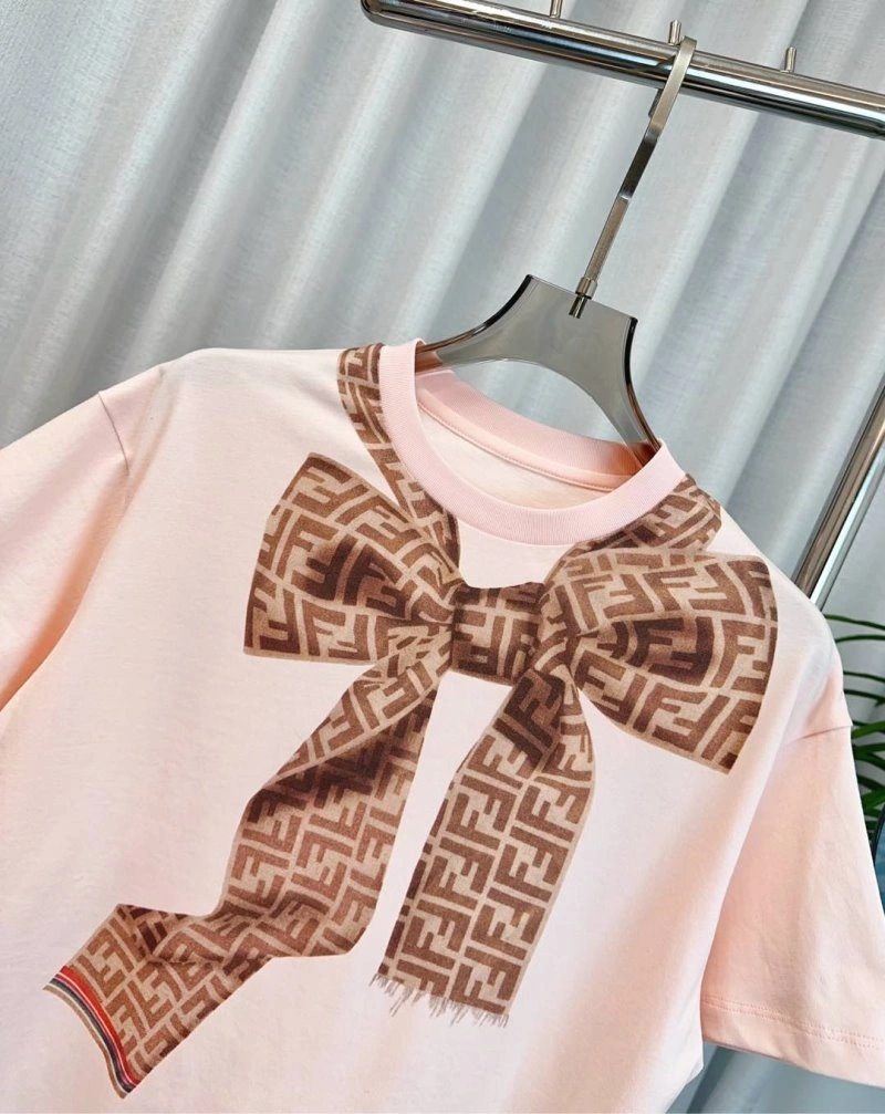 Low-cost Fendi T-Shirts