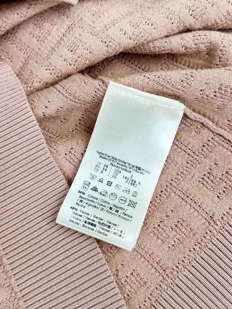 Top match Fendi T-Shirts