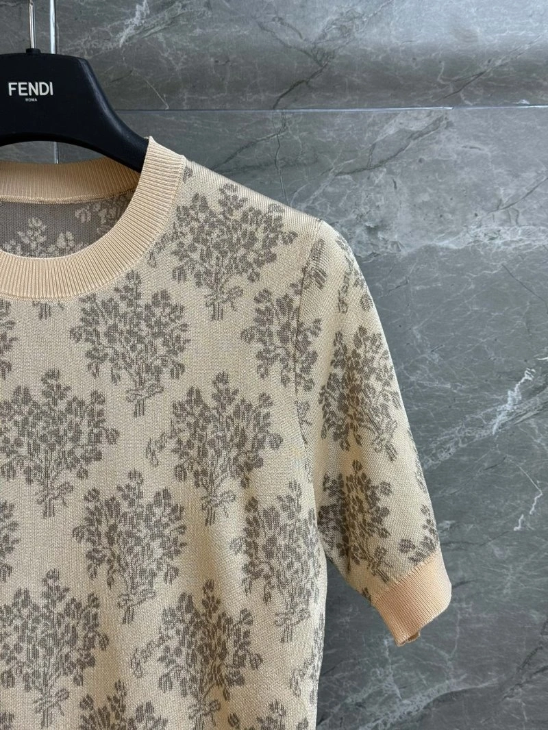 1:1 copy Fendi T-Shirts