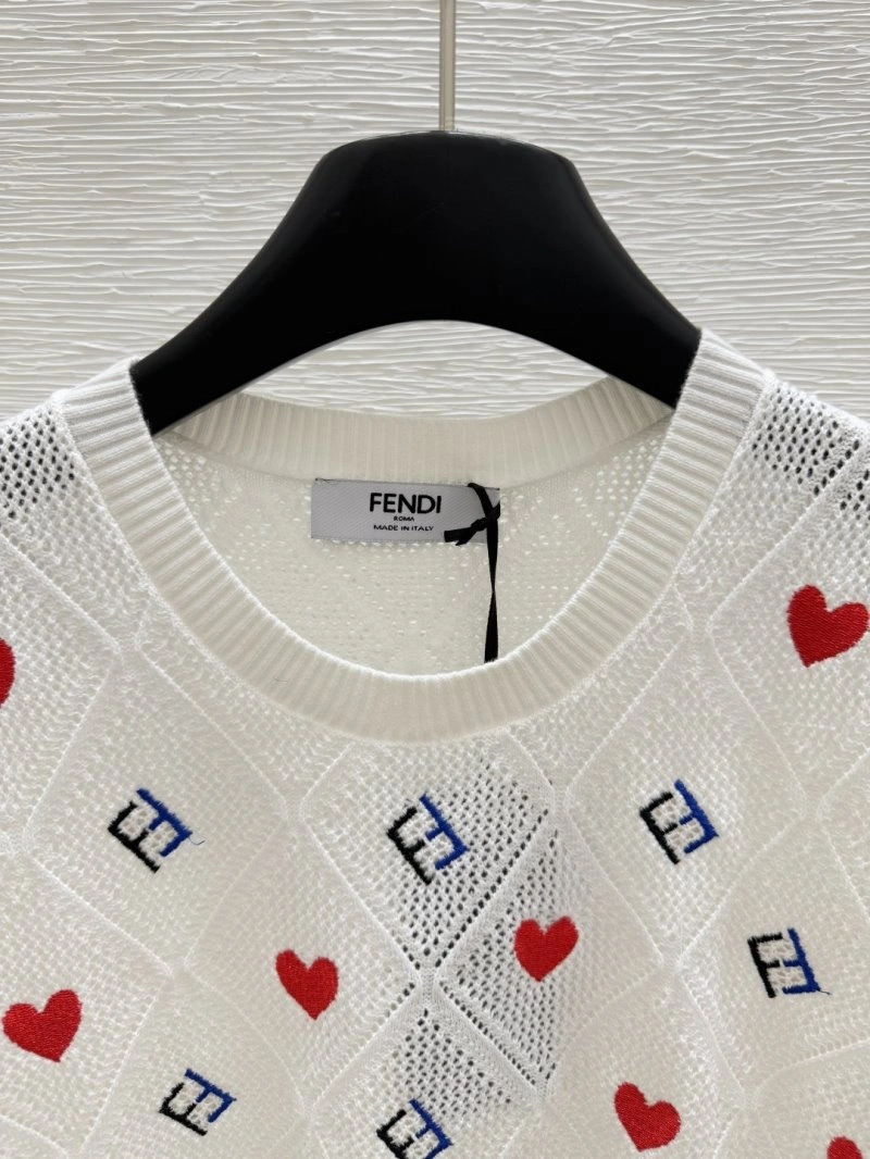 Bargain Fendi T-Shirts