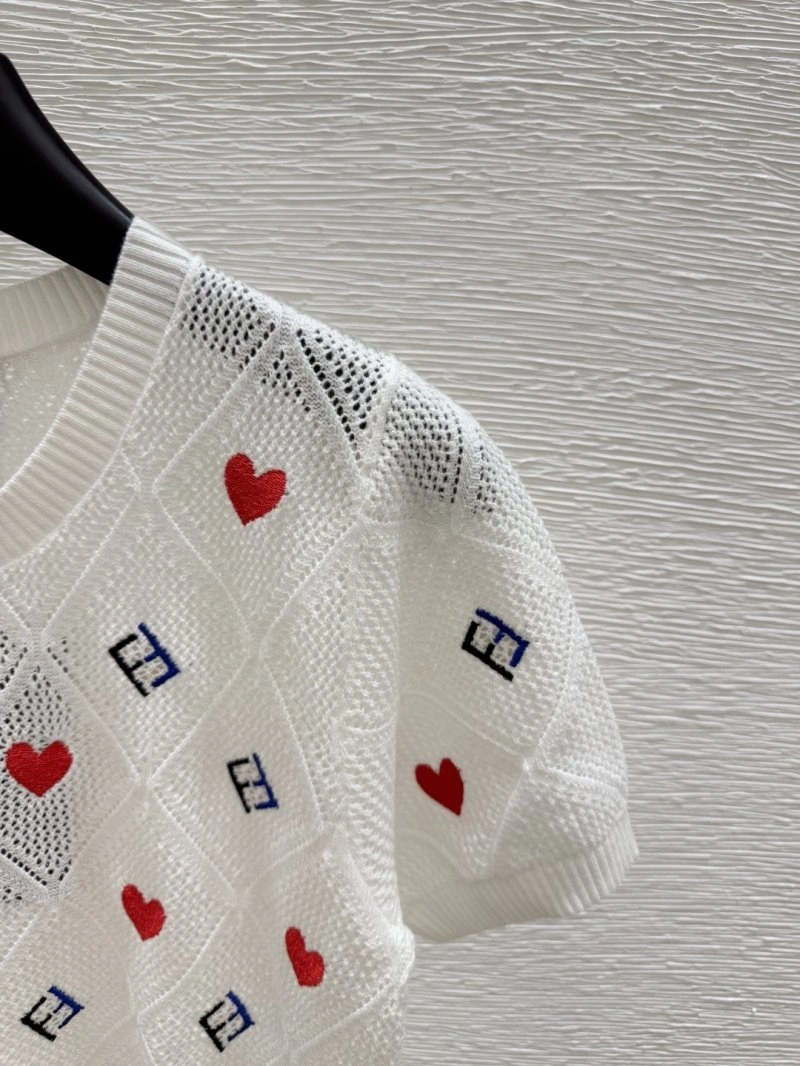 Bargain Fendi T-Shirts