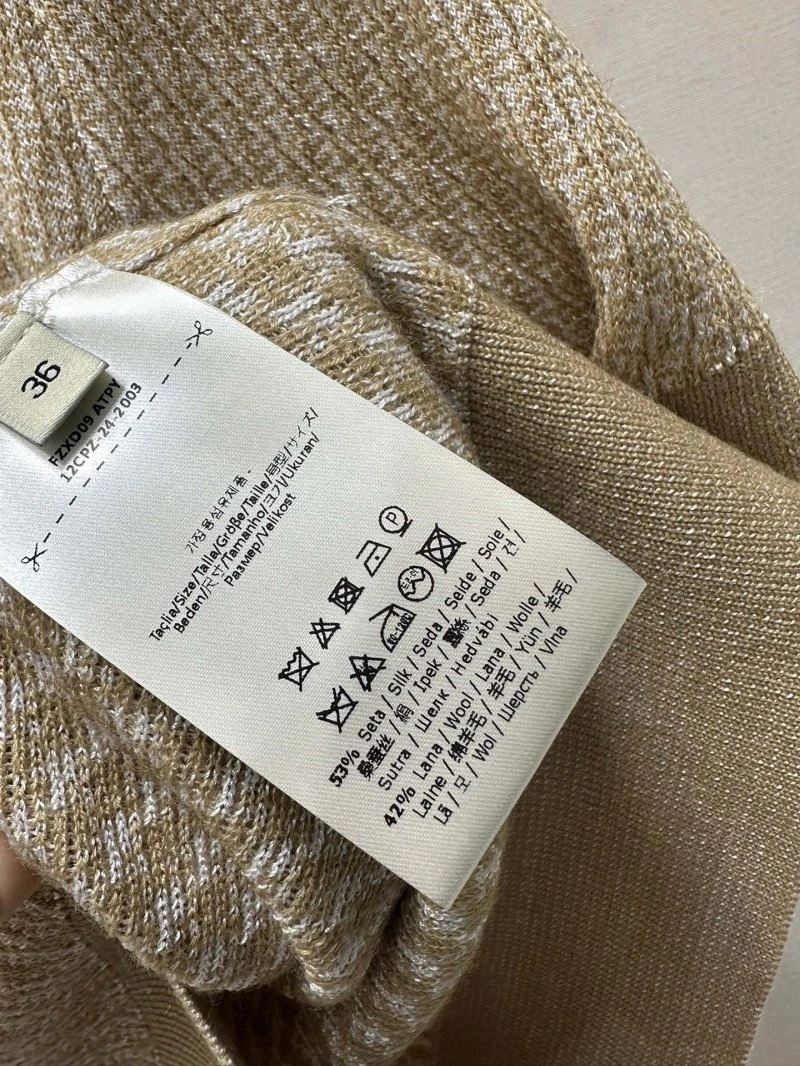 Low-cost Fendi T-Shirts