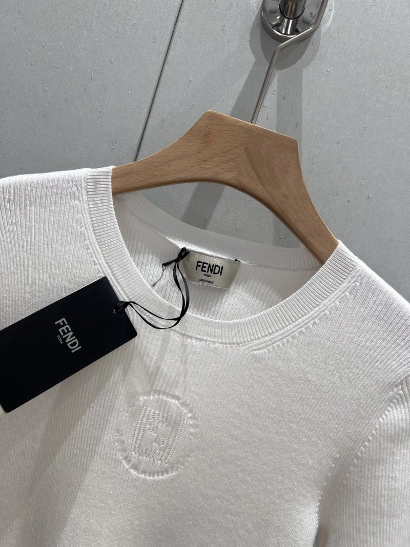 1:1 copy Fendi T-Shirts