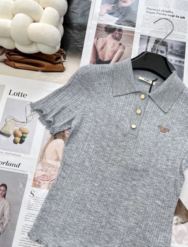Top match Fendi T-Shirts