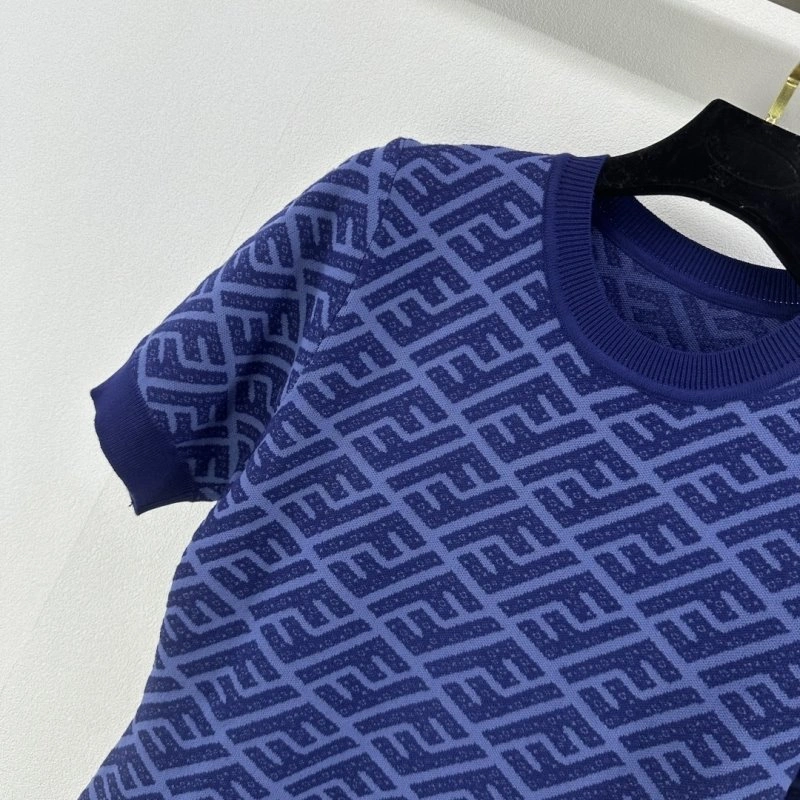 Top match Fendi T-Shirts