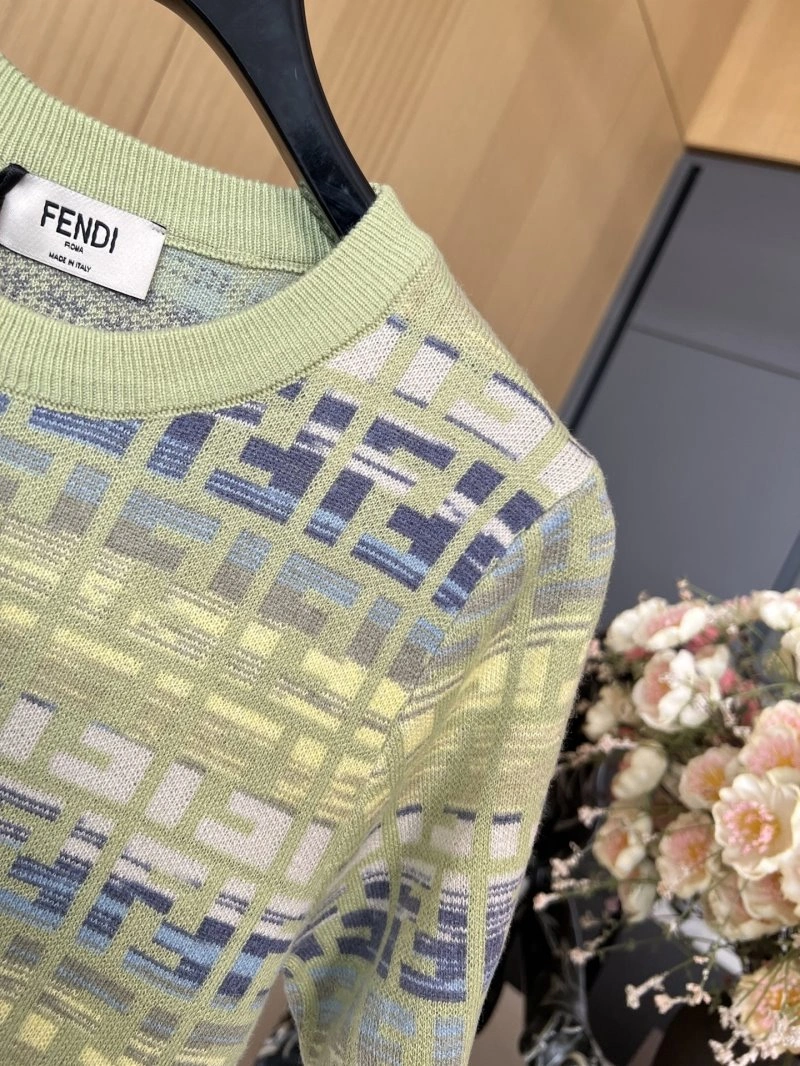 Bargain Fendi T-Shirts