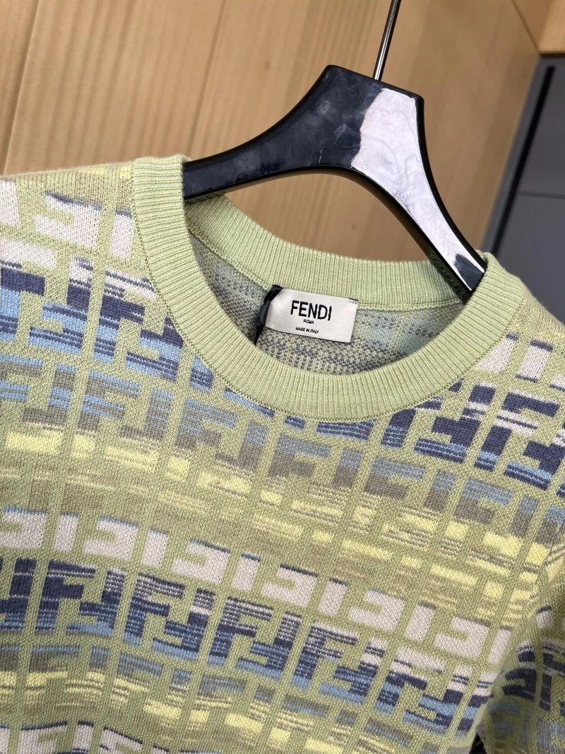 Bargain Fendi T-Shirts