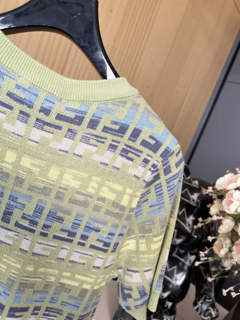 Bargain Fendi T-Shirts