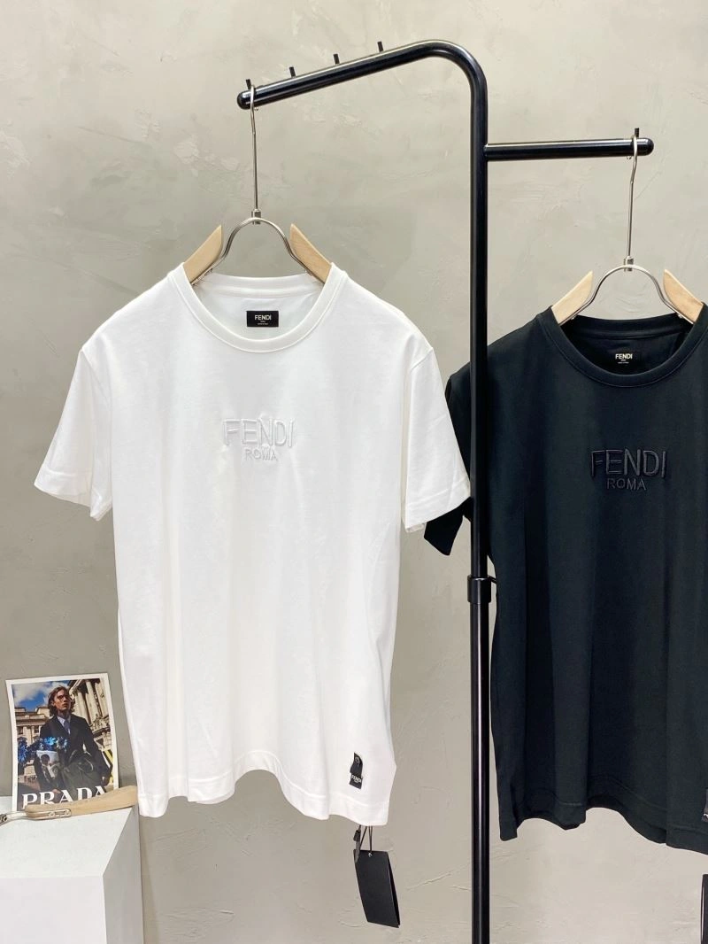 Bargain Fendi T-Shirts