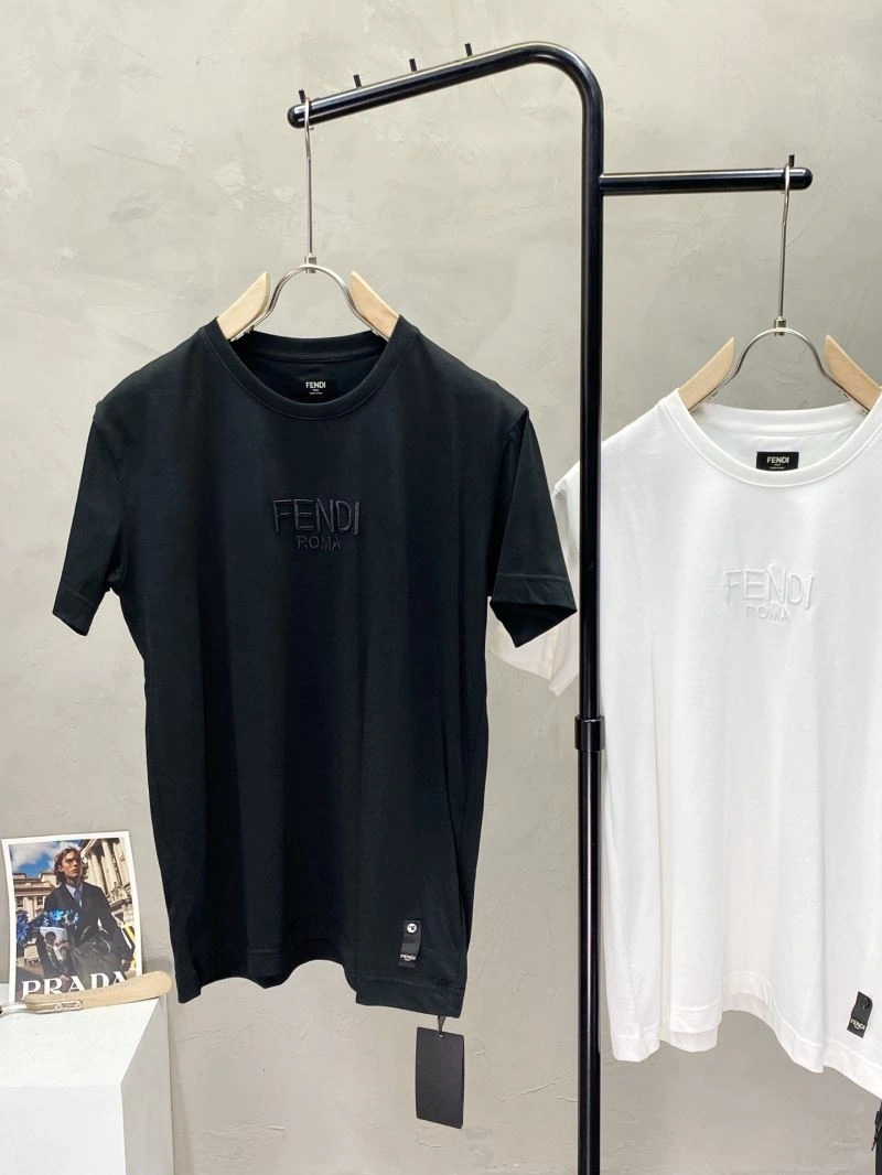 Bargain Fendi T-Shirts