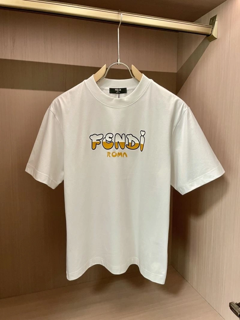 Top match Fendi T-Shirts